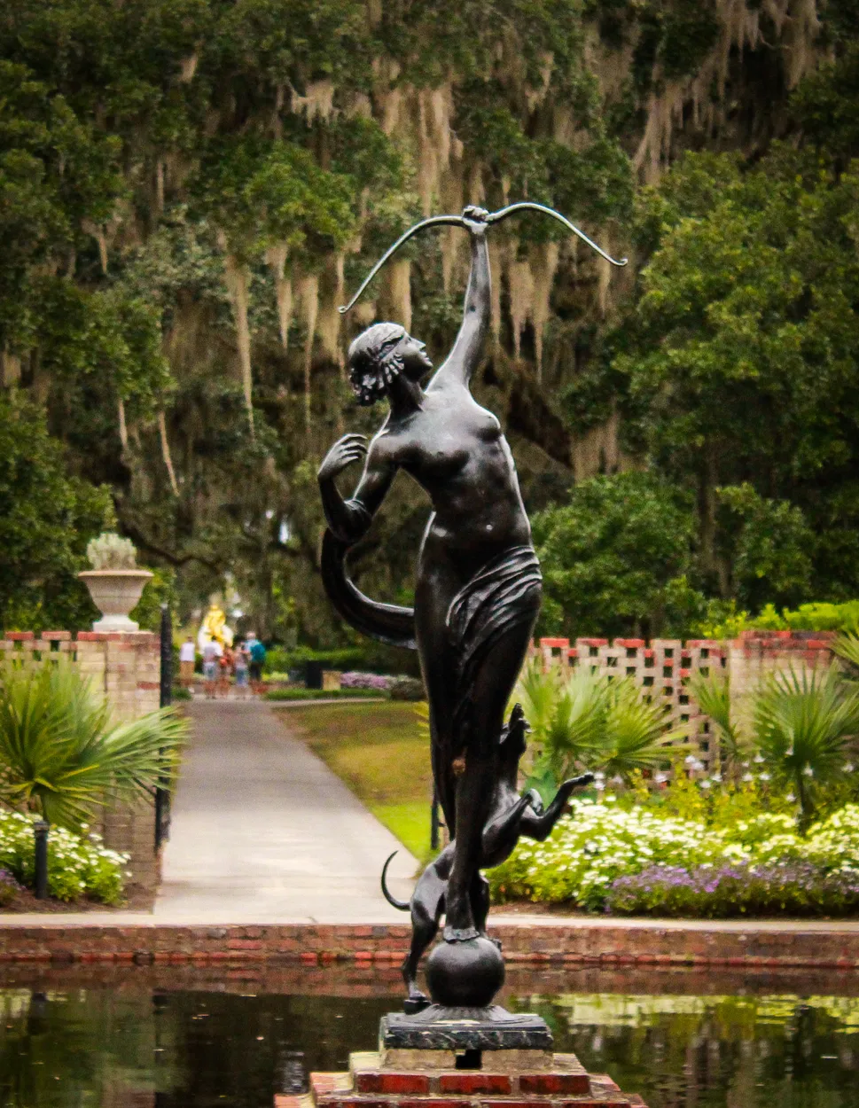 Sculptures and Statues Outdoors (in colour) - stilllife photo contest ...