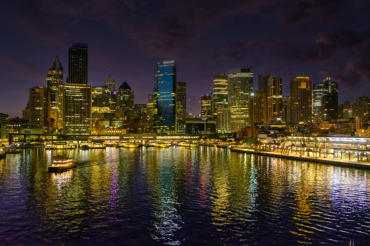 Harbours at Night - waterscape photo contest | Photocrowd photo ...