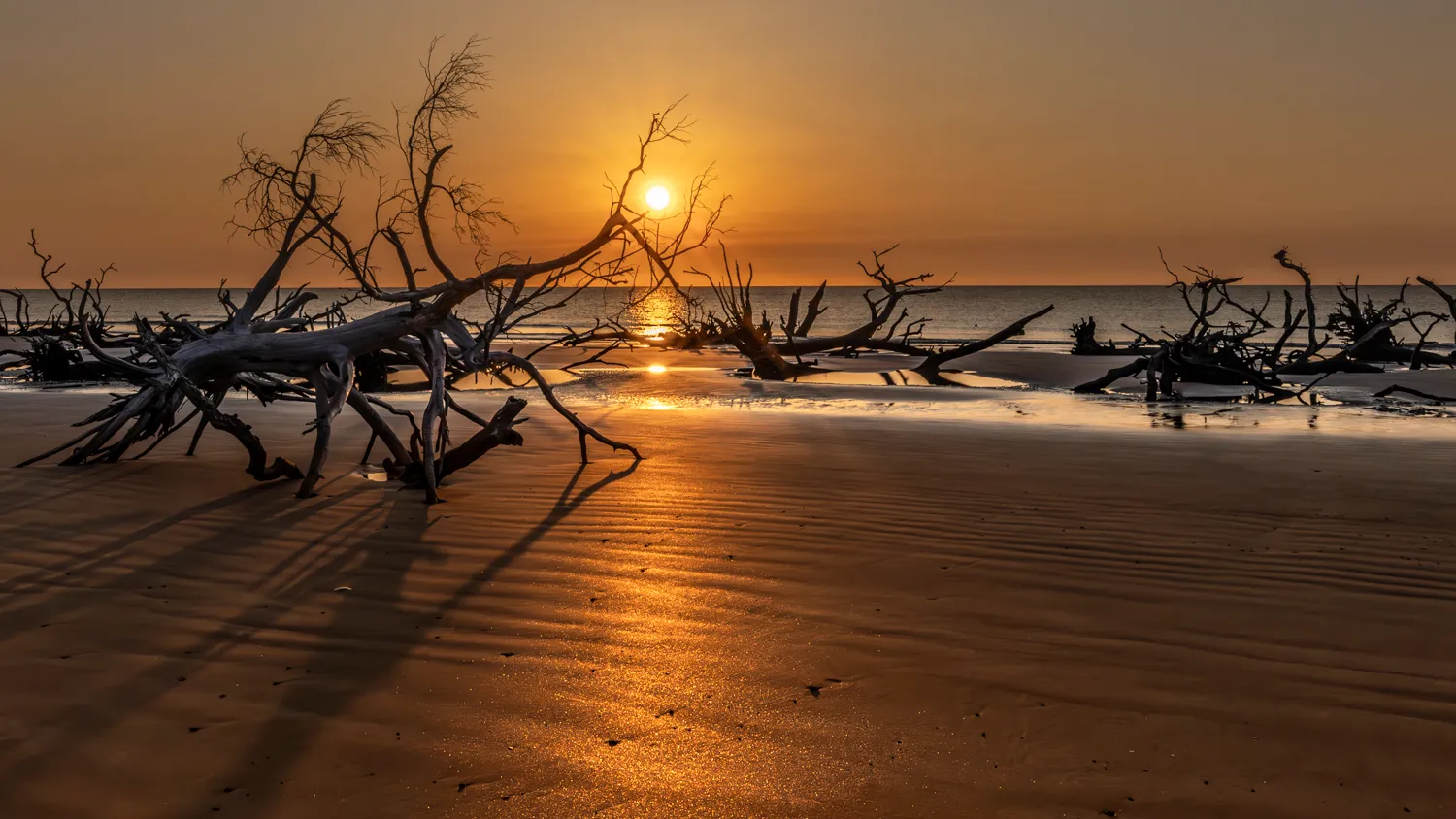 Sunrise and Sunset (in colour) - waterscape photo contest | Photocrowd ...