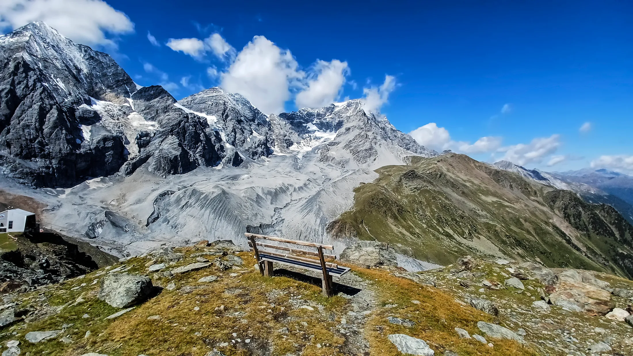 Empty Benches - landscape photo contest | Photocrowd photo competitions ...