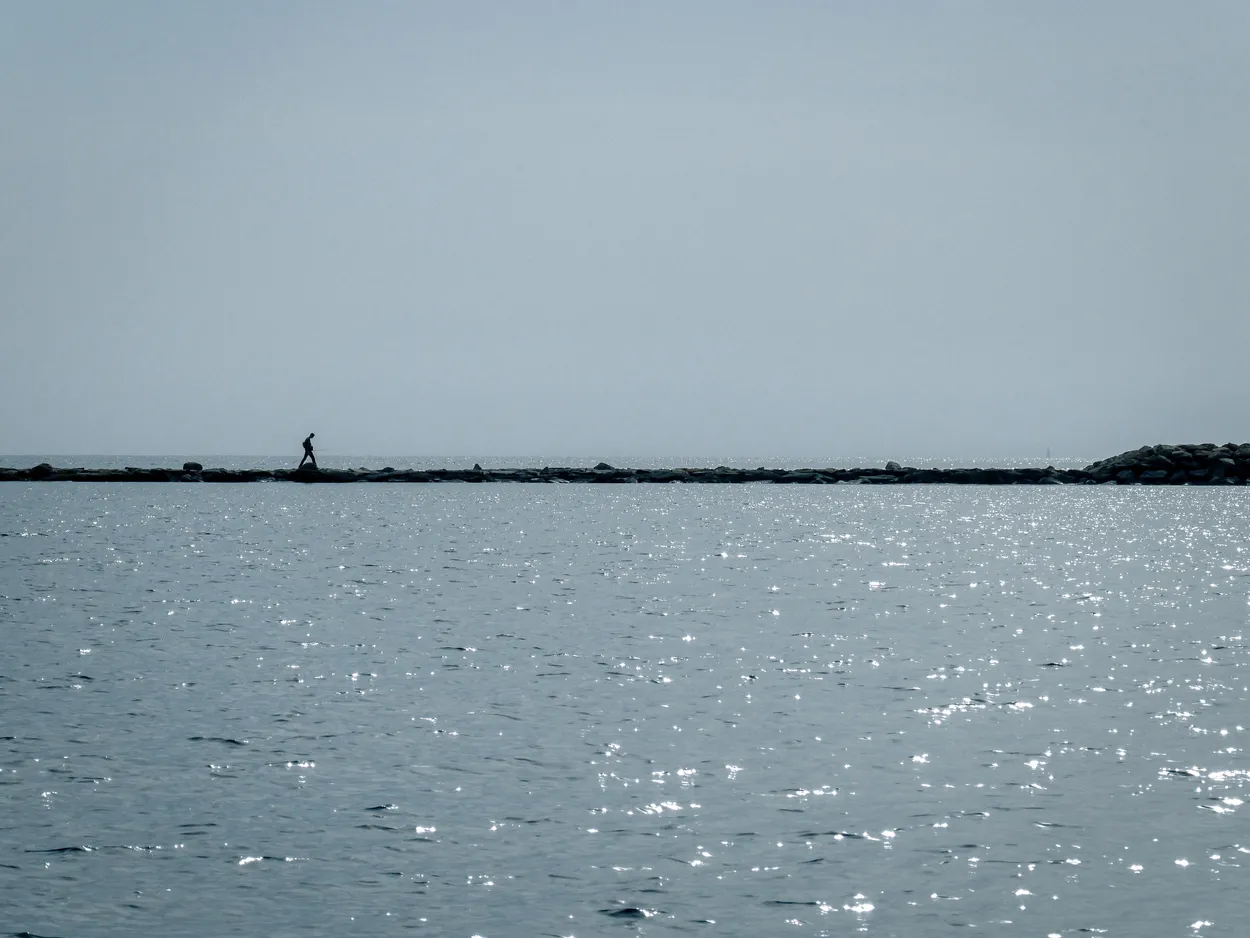 One Person in the Distance - landscape photo contest | Photocrowd photo ...
