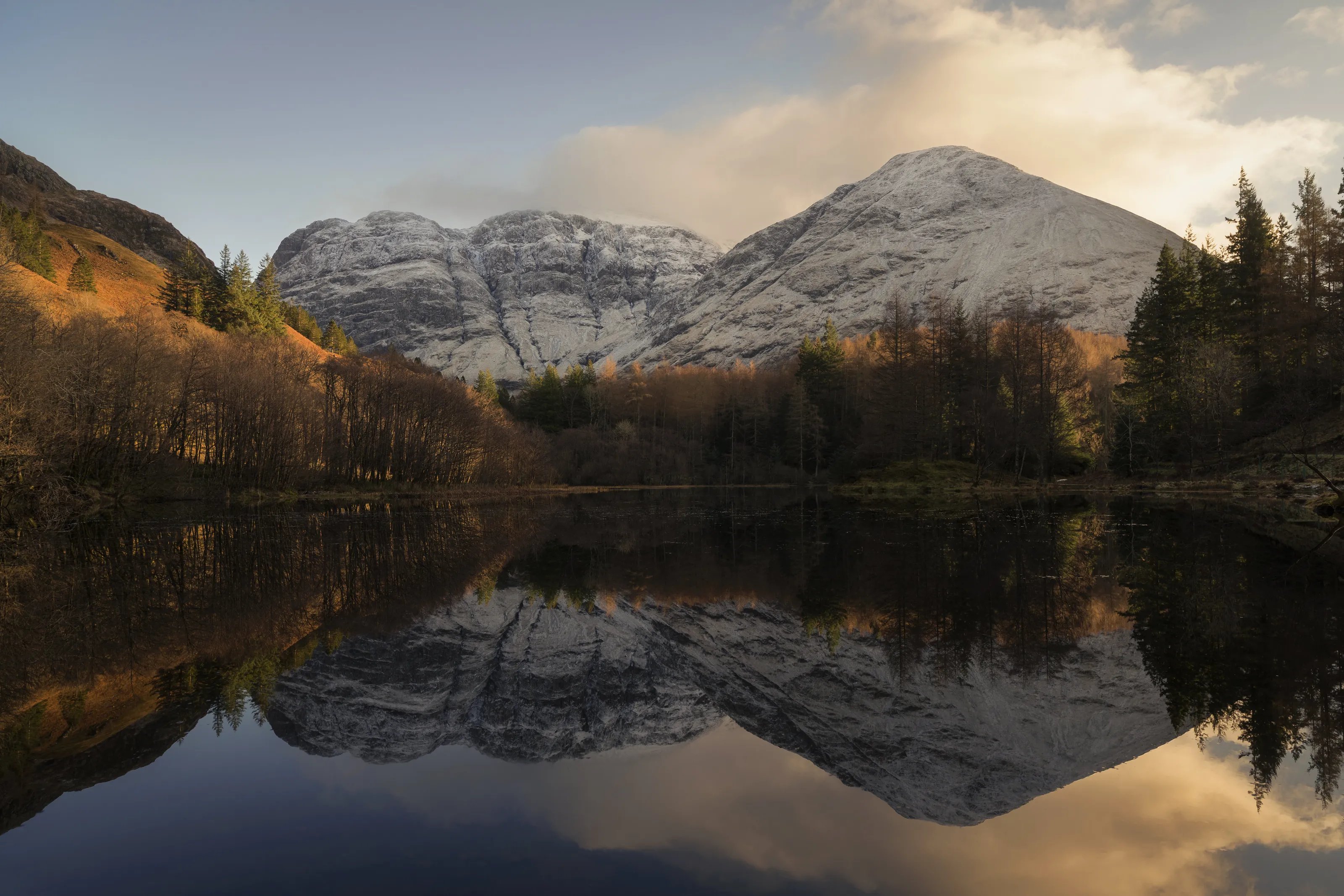 'A place for reflection' by Gavin Duncan | Photocrowd photo contests