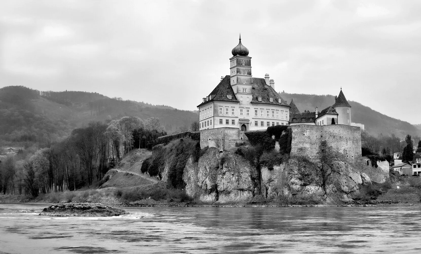 Along the River Rhine - waterscape photo contest | Photocrowd photo ...