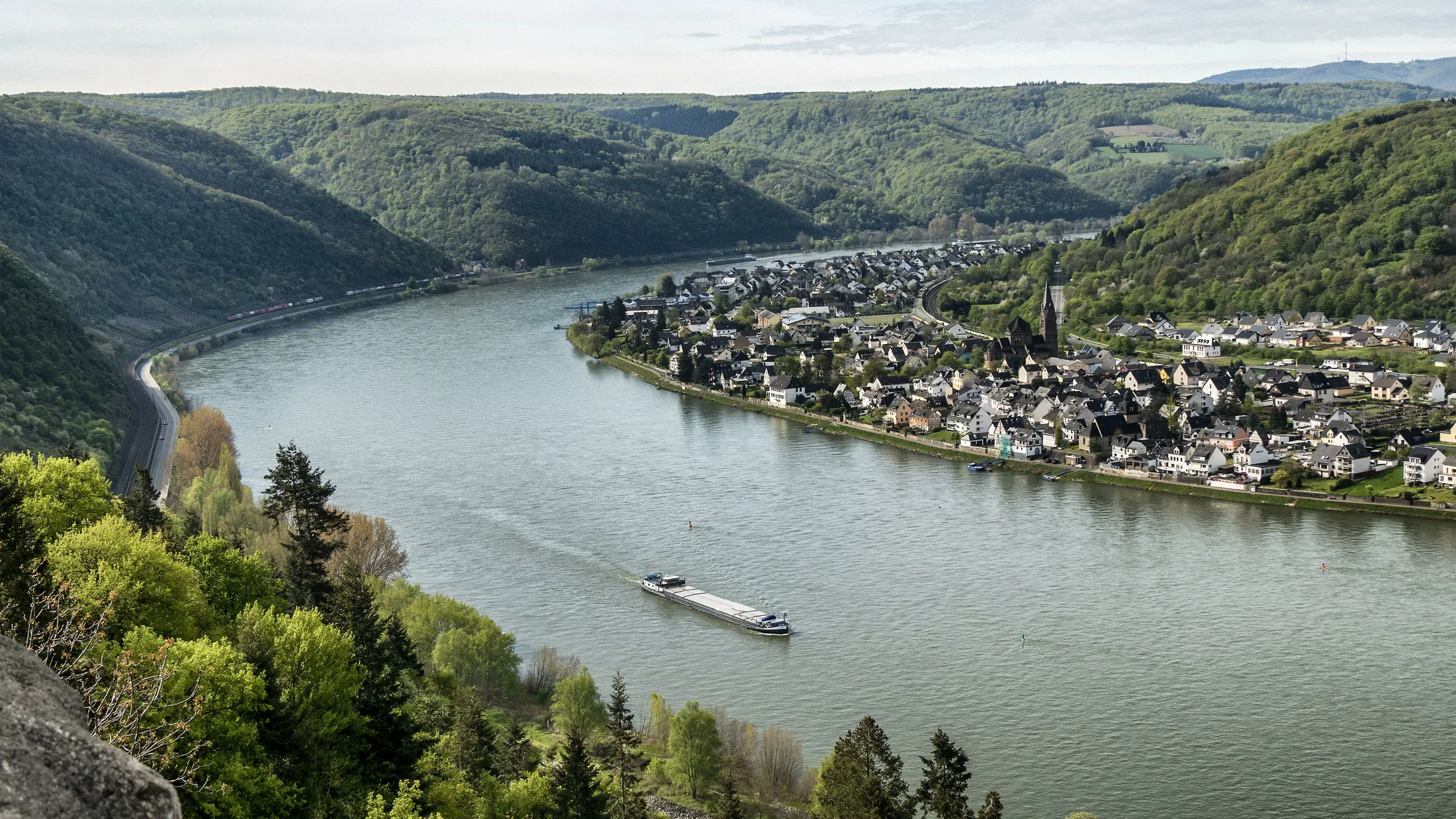 Along the River Rhine - waterscape photo contest | Photocrowd photo ...